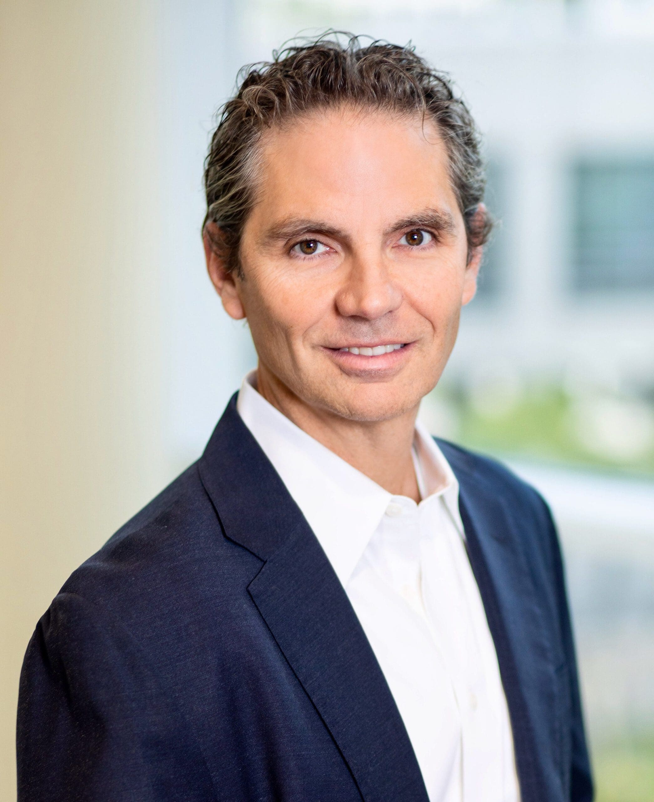 Shiloh Simons, D.O. - Ophthalmologist & Cataract Surgeon CA