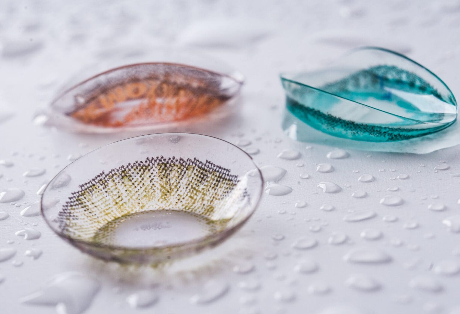 Colored Contact Lenses: A Beginner's Guide – NVISION