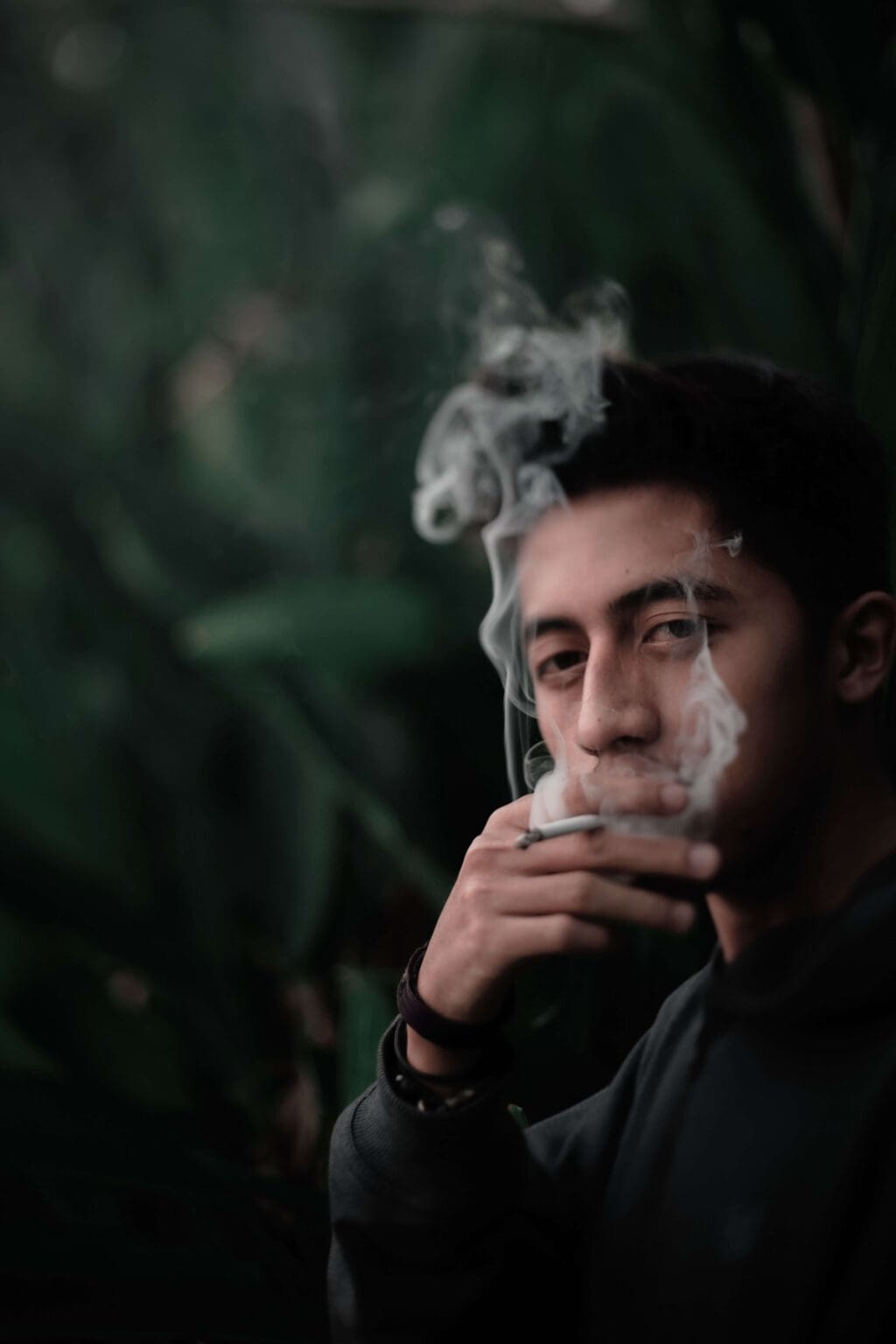 How Smoking Affects Vision Risks Diseases And Statistics Nvision